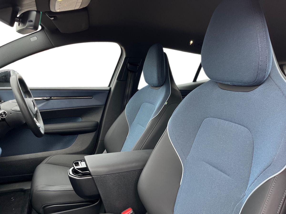 Volvo Ex30 Single Motor Extended Range 69kwh Plus Suv 5dr Electric Auto ...