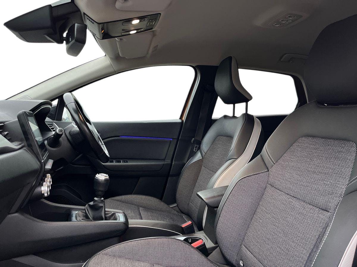 Renault Captur 1.3 Tce Bose Launch Edition Suv 5dr Petrol Manual Euro 6 ...